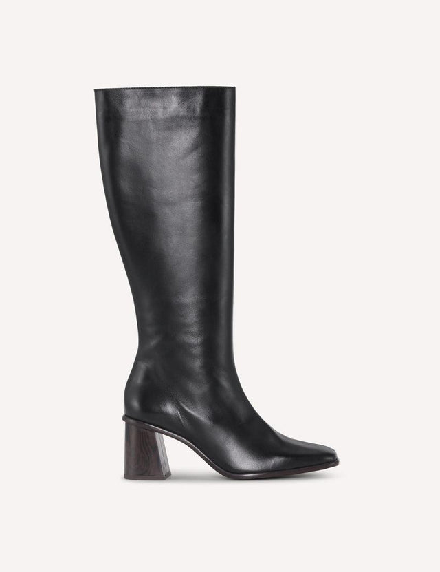 JoDis x Dora Julia | Shop den specielle kollektion her